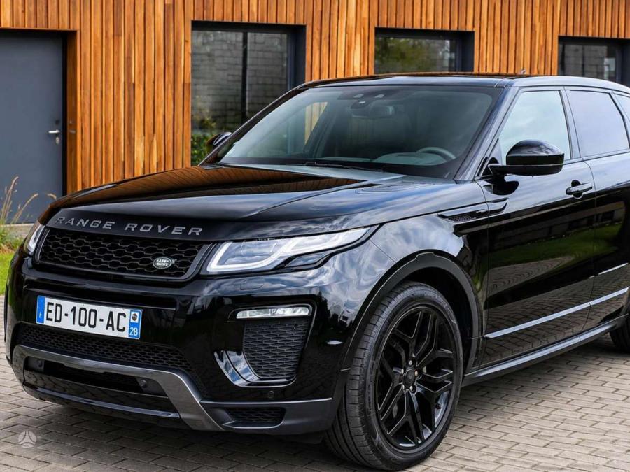 Black Land Rover Range Rover Evoque 2016 in Taurage, with an engine capacity of 2.00 L and mileage of 185 thousand km for 10800 €, photo 10 on AUTOMOTO.COM.LV
