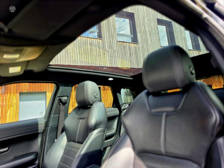 Black Land Rover Range Rover Evoque 2016 in Taurage, with an engine capacity of 2.00 L and mileage of 185 thousand km for 10800 €, photo 20 on AUTOMOTO.COM.LV