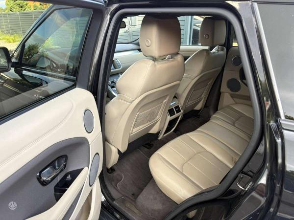 Melns Land Rover Range Rover Evoque 2016 Kauņa, ar dzinēja tilpumu 2.00 L un nobraukumu 200 tūkst. km par 9999 €, foto 8 vietnē AUTOMOTO.COM.LV