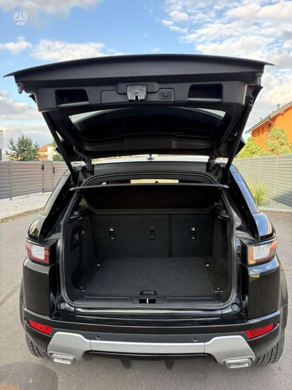 Melns Land Rover Range Rover Evoque 2016 Kauņa, ar dzinēja tilpumu 2.00 L un nobraukumu 200 tūkst. km par 9999 €, foto 9 vietnē AUTOMOTO.COM.LV