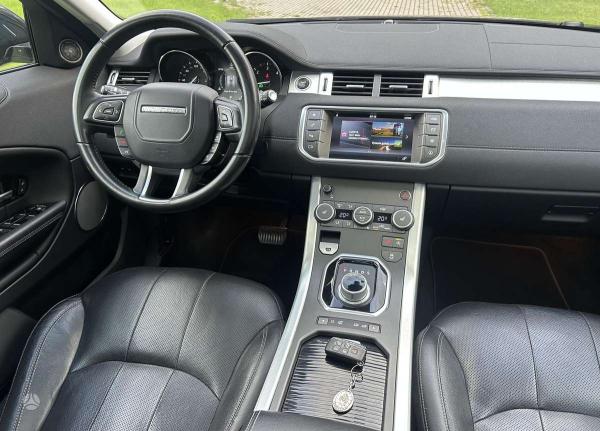 Black Land Rover Range Rover Evoque 2016 in Taurage, with an engine capacity of 2.00 L and mileage of 153 thousand km for 10900 €, photo 10 on AUTOMOTO.COM.LV