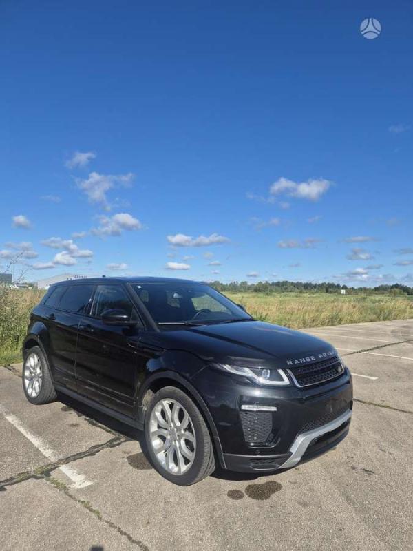 Black Land Rover Range Rover Evoque 2016 in Panevezys, with an engine capacity of 2.00 L and mileage of 148 thousand km for 8300 €, photo 7 on AUTOMOTO.COM.LV