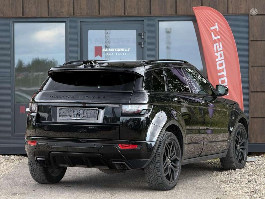 Black Land Rover Range Rover Evoque 2016 in Vilnius, with an engine capacity of 2.00 L and mileage of 252 thousand km for 11550 €, photo 6 on AUTOMOTO.COM.LV