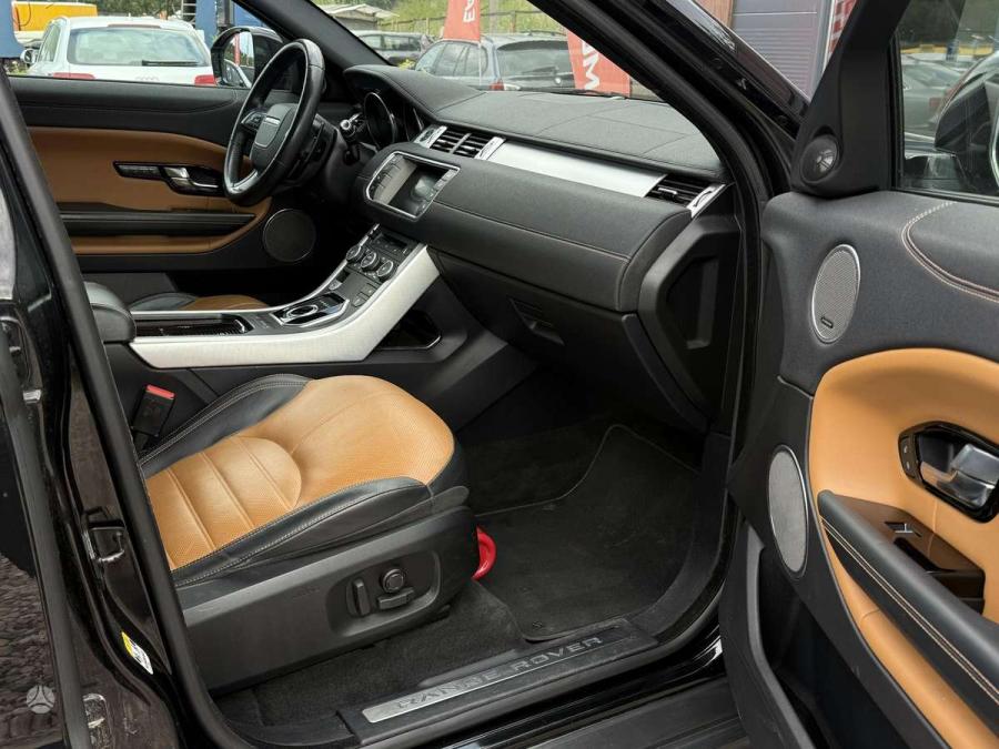 Black Land Rover Range Rover Evoque 2016 in Vilnius, with an engine capacity of 2.00 L and mileage of 252 thousand km for 11550 €, photo 16 on AUTOMOTO.COM.LV