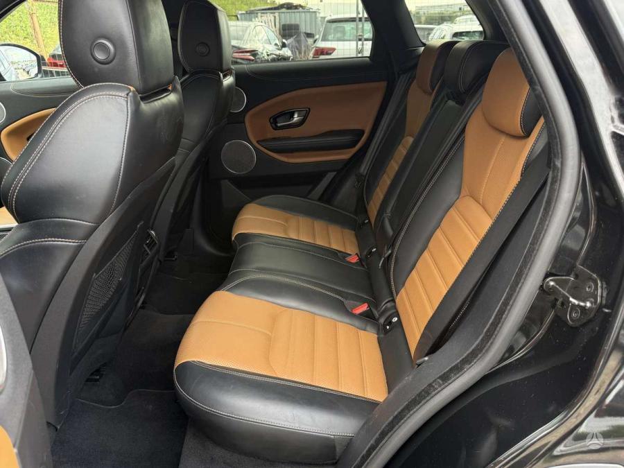 Black Land Rover Range Rover Evoque 2016 in Vilnius, with an engine capacity of 2.00 L and mileage of 252 thousand km for 11550 €, photo 23 on AUTOMOTO.COM.LV