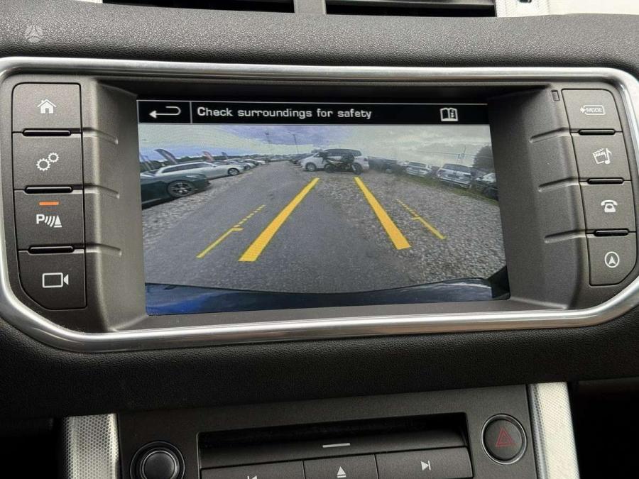 Black Land Rover Range Rover Evoque 2016 in Vilnius, with an engine capacity of 2.00 L and mileage of 252 thousand km for 11550 €, photo 24 on AUTOMOTO.COM.LV