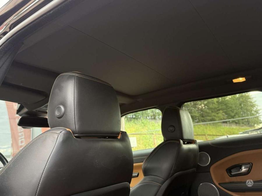 Black Land Rover Range Rover Evoque 2016 in Vilnius, with an engine capacity of 2.00 L and mileage of 252 thousand km for 11550 €, photo 30 on AUTOMOTO.COM.LV