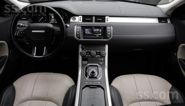 Melns Land Rover Range Rover Evoque 2016 Jelgava, ar dzinēja tilpumu 2.00 L un nobraukumu 0 tūkst. km par 10950 €, foto 11 vietnē AUTOMOTO.COM.LV