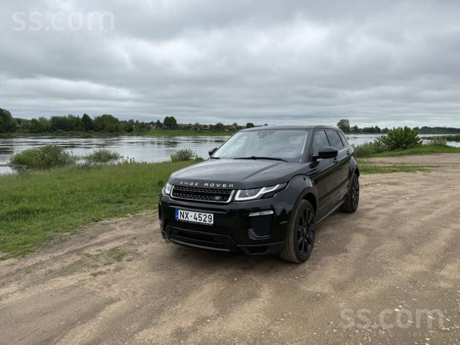 Melns Land Rover Range Rover Evoque 2017 Daugavpils, ar dzinēja tilpumu 2.00 L un nobraukumu 194 tūkst. km par 15500 €, foto 1 vietnē AUTOMOTO.COM.LV