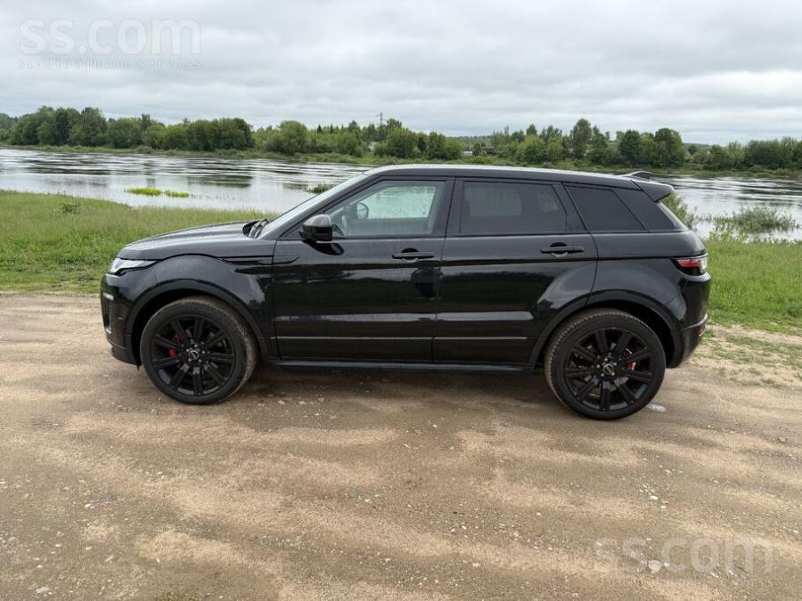 Melns Land Rover Range Rover Evoque 2017 Daugavpils, ar dzinēja tilpumu 2.00 L un nobraukumu 194 tūkst. km par 15500 €, foto 6 vietnē AUTOMOTO.COM.LV