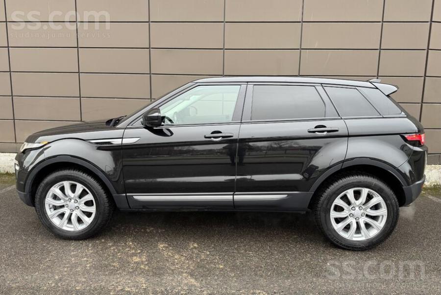 Black Land Rover Range Rover Evoque 2017 in Riga, with an engine capacity of 2.00 L and mileage of 144 thousand km for 14000 €, photo 3 on AUTOMOTO.COM.LV