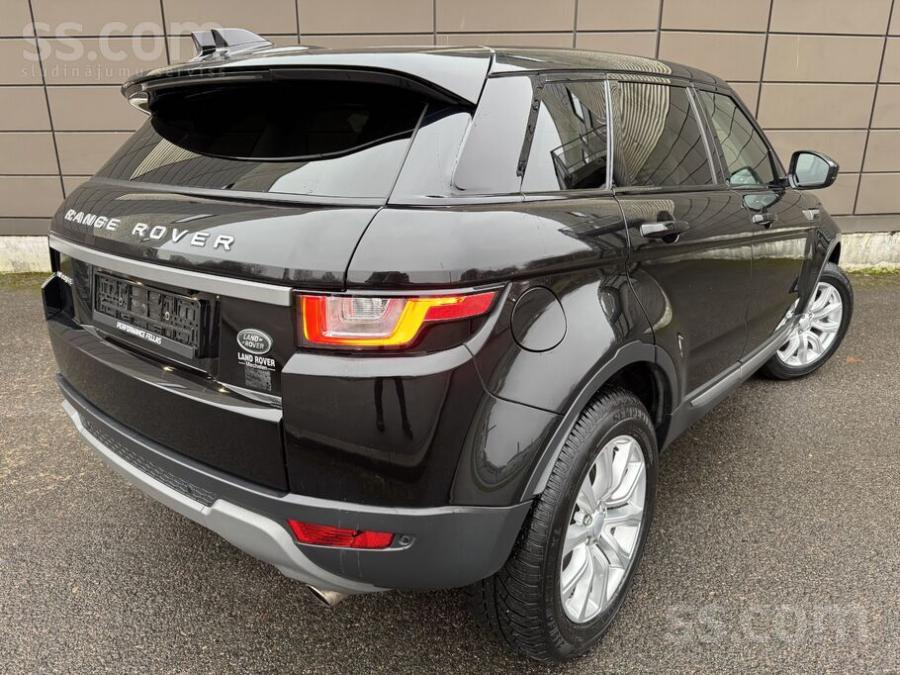 Black Land Rover Range Rover Evoque 2017 in Riga, with an engine capacity of 2.00 L and mileage of 144 thousand km for 14000 €, photo 6 on AUTOMOTO.COM.LV