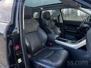 Melns Land Rover Range Rover Evoque 2017 Jelgava, ar dzinēja tilpumu 2.00 L un nobraukumu 0 tūkst. km par 16990 €, foto 9 vietnē AUTOMOTO.COM.LV