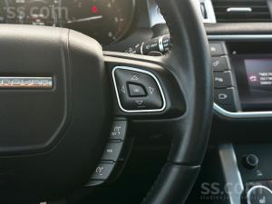 Melns Land Rover Range Rover Evoque 2017 Jelgava, ar dzinēja tilpumu 2.00 L un nobraukumu 0 tūkst. km par 16990 €, foto 28 vietnē AUTOMOTO.COM.LV