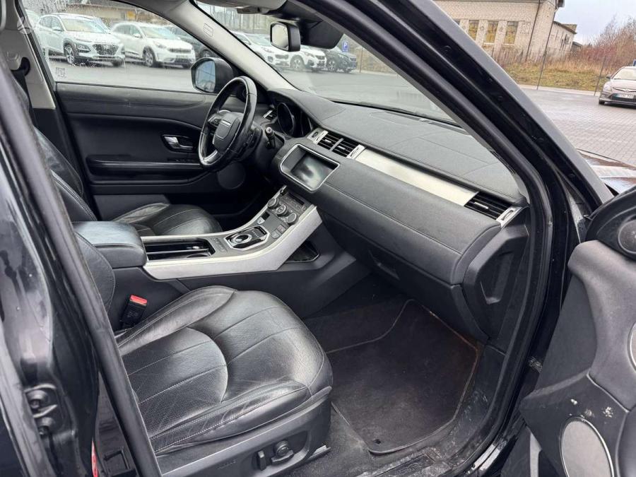 Melns Land Rover Range Rover Evoque 2017 Telšiai, ar dzinēja tilpumu 2.00 L un nobraukumu 210 tūkst. km par 9999 €, foto 19 vietnē AUTOMOTO.COM.LV