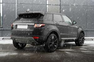 Black Land Rover Range Rover Evoque 2017 in Vilnius, with an engine capacity of 2.00 L and mileage of 145 thousand km for 13950 €, photo 6 on AUTOMOTO.COM.LV