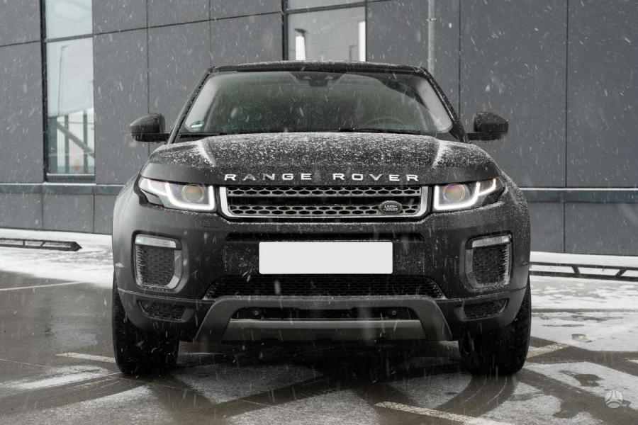 Black Land Rover Range Rover Evoque 2017 in Vilnius, with an engine capacity of 2.00 L and mileage of 145 thousand km for 13950 €, photo 10 on AUTOMOTO.COM.LV