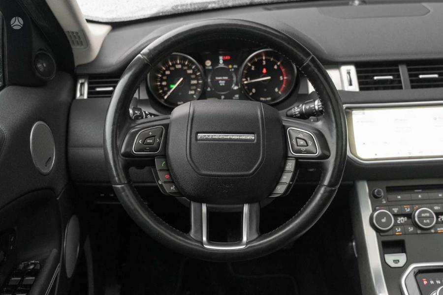Black Land Rover Range Rover Evoque 2017 in Vilnius, with an engine capacity of 2.00 L and mileage of 145 thousand km for 13950 €, photo 17 on AUTOMOTO.COM.LV