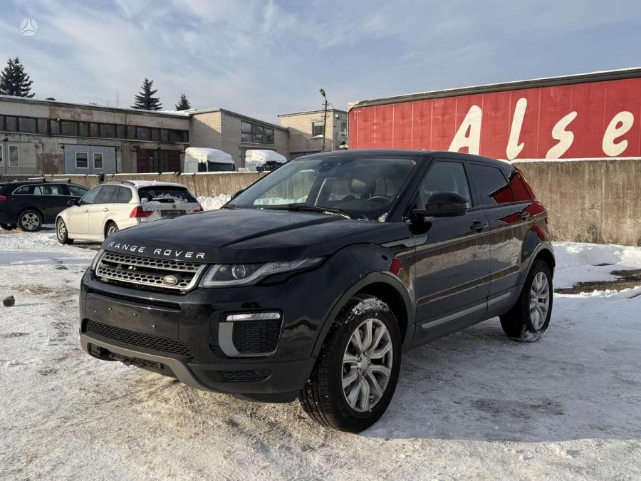 Black Land Rover Range Rover Evoque 2017 in Utena, with an engine capacity of 2.00 L and mileage of 201 thousand km for 7950 €, photo 3 on AUTOMOTO.COM.LV