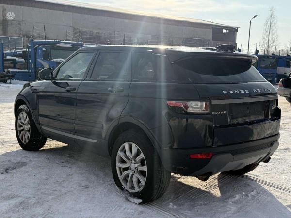 Melns Land Rover Range Rover Evoque 2017 Utena, ar dzinēja tilpumu 2.00 L un nobraukumu 201 tūkst. km par 7950 €, foto 4 vietnē AUTOMOTO.COM.LV