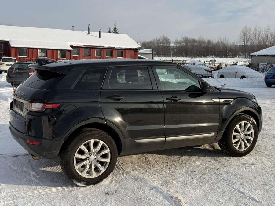 Black Land Rover Range Rover Evoque 2017 in Utena, with an engine capacity of 2.00 L and mileage of 201 thousand km for 7950 €, photo 7 on AUTOMOTO.COM.LV