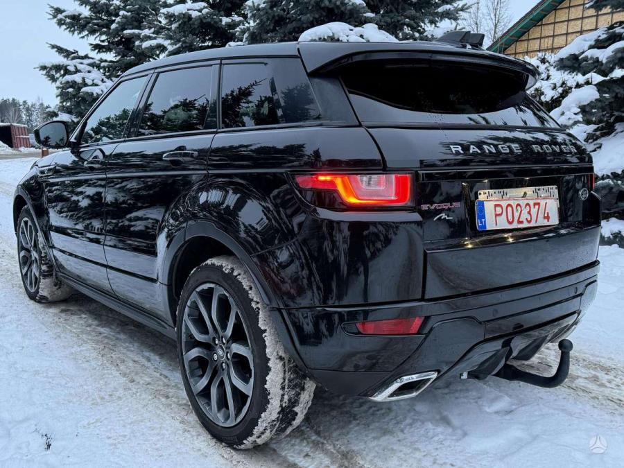 Black Land Rover Range Rover Evoque 2017 in Utena, with an engine capacity of 2.00 L and mileage of 202 thousand km for 9990 €, photo 5 on AUTOMOTO.COM.LV