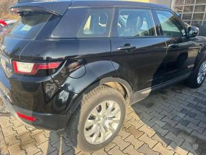 Melns Land Rover Range Rover Evoque 2017 Marijampole, ar dzinēja tilpumu 2.00 L un nobraukumu 157 tūkst. km par 7450 €, foto 5 vietnē AUTOMOTO.COM.LV