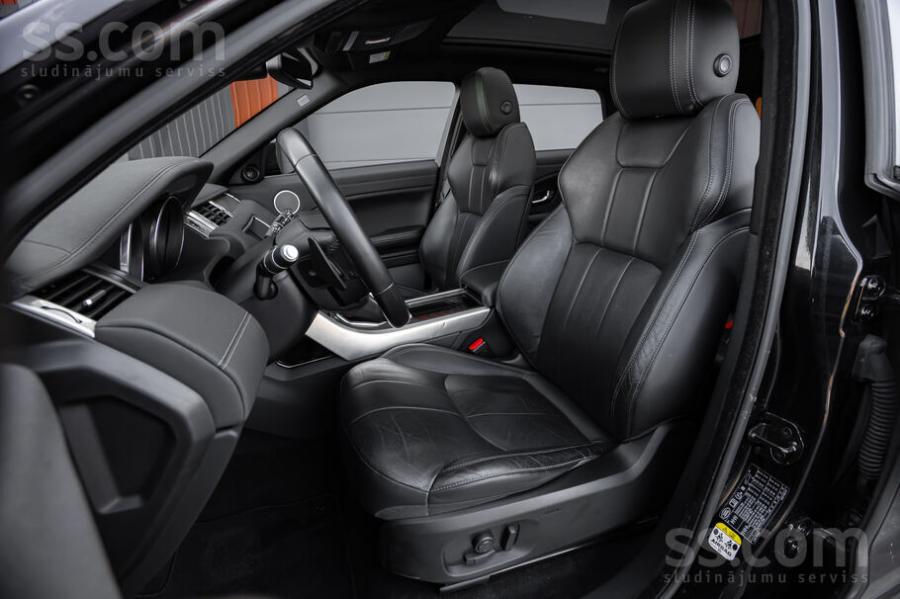 Black Land Rover Range Rover Evoque 2017 in Jelgava, with an engine capacity of 2.00 L and mileage of 0 thousand km for 13500 €, photo 14 on AUTOMOTO.COM.LV