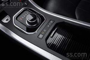 Black Land Rover Range Rover Evoque 2017 in Jelgava, with an engine capacity of 2.00 L and mileage of 0 thousand km for 13500 €, photo 19 on AUTOMOTO.COM.LV