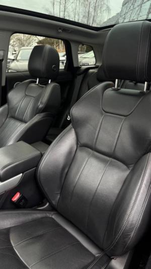 Black Land Rover Range Rover Evoque 2017 in Riga, with an engine capacity of 2.00 L and mileage of 192 thousand km for 15990 €, photo 16 on AUTOMOTO.COM.LV