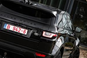 Melns Land Rover Range Rover Evoque 2017 Jelgava, ar dzinēja tilpumu 2.00 L un nobraukumu 173 tūkst. km par 15990 €, foto 10 vietnē AUTOMOTO.COM.LV