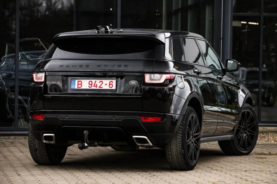 Melns Land Rover Range Rover Evoque 2017 Jelgava, ar dzinēja tilpumu 2.00 L un nobraukumu 173 tūkst. km par 15990 €, foto 11 vietnē AUTOMOTO.COM.LV