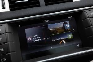 Melns Land Rover Range Rover Evoque 2017 Jelgava, ar dzinēja tilpumu 2.00 L un nobraukumu 173 tūkst. km par 15990 €, foto 32 vietnē AUTOMOTO.COM.LV