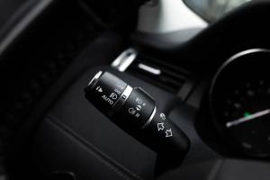 Melns Land Rover Range Rover Evoque 2017 Jelgava, ar dzinēja tilpumu 2.00 L un nobraukumu 173 tūkst. km par 15990 €, foto 44 vietnē AUTOMOTO.COM.LV