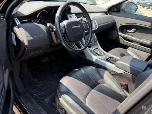 Black Land Rover Range Rover Evoque 2017 in Alytus, with an engine capacity of 2.00 L and mileage of 158 thousand km for 8550 €, photo 6 on AUTOMOTO.COM.LV