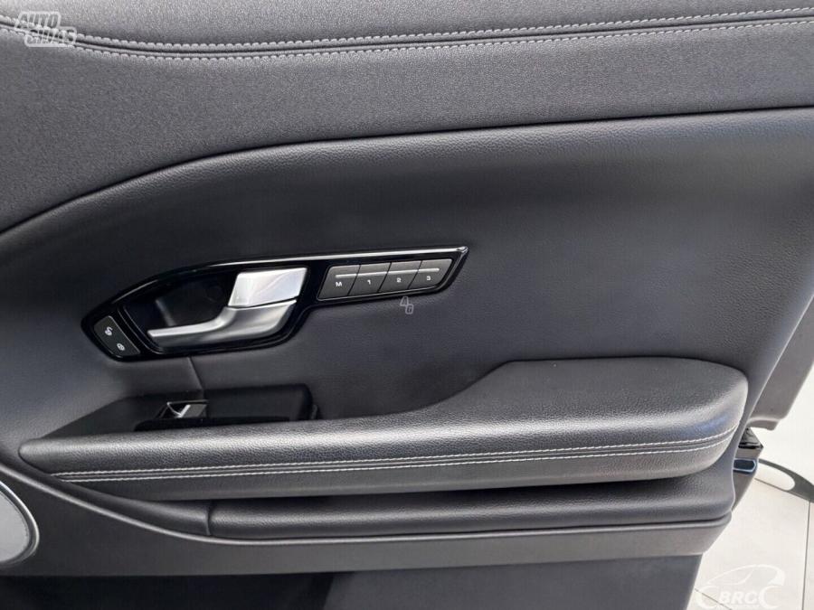 Black Land Rover Range Rover Evoque 2017 in Avizieniai, with an engine capacity of 2.00 L and mileage of 171 thousand km for 12300 €, photo 11 on AUTOMOTO.COM.LV