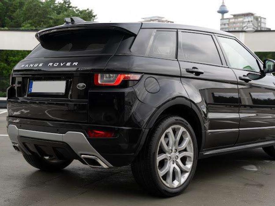 Black Land Rover Range Rover Evoque 2017 in Vilnius, with an engine capacity of 2.00 L and mileage of 76 thousand km for 16900 €, photo 11 on AUTOMOTO.COM.LV