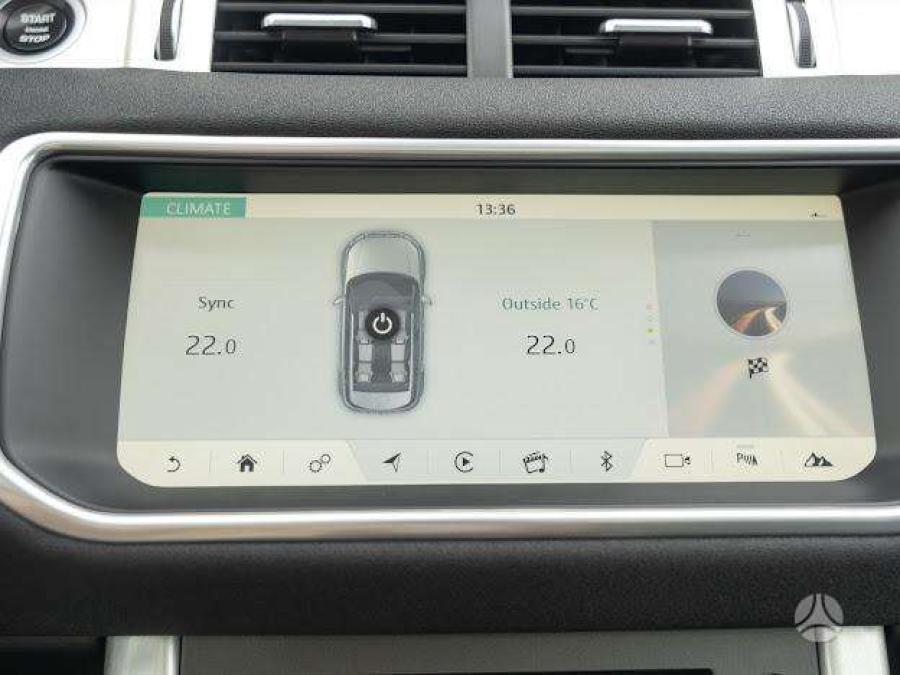 Black Land Rover Range Rover Evoque 2017 in Vilnius, with an engine capacity of 2.00 L and mileage of 76 thousand km for 16900 €, photo 29 on AUTOMOTO.COM.LV