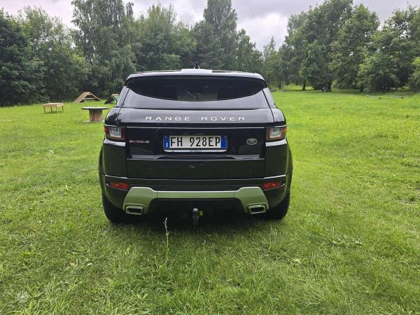 Black Land Rover Range Rover Evoque 2017 in Kaunas, with an engine capacity of 2.00 L and mileage of 180 thousand km for 11950 €, photo 5 on AUTOMOTO.COM.LV
