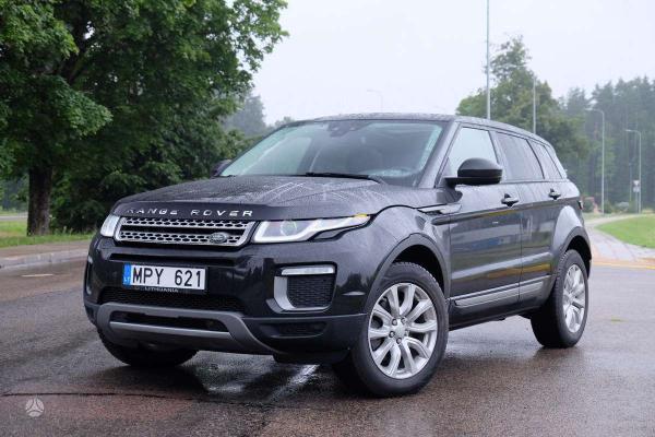 Melns Land Rover Range Rover Evoque 2017 Viļņa, ar dzinēja tilpumu 2.00 L un nobraukumu 203 tūkst. km par 11500 €, foto 1 vietnē AUTOMOTO.COM.LV