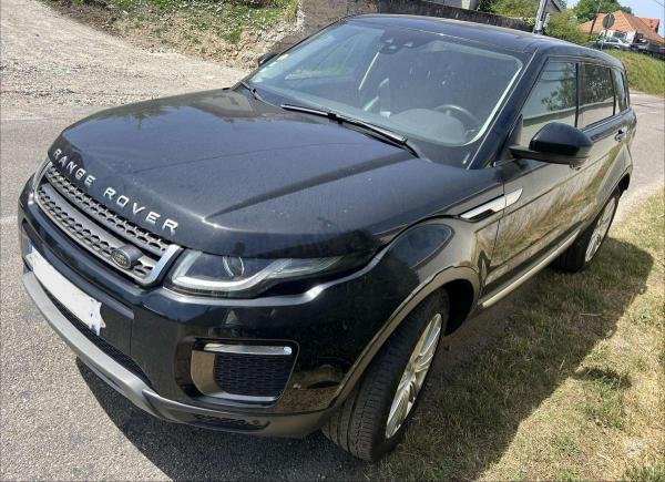 Melns Land Rover Range Rover Evoque 2017 Tauragė, ar dzinēja tilpumu 2.00 L un nobraukumu 113 tūkst. km par 7500 €, foto 2 vietnē AUTOMOTO.COM.LV