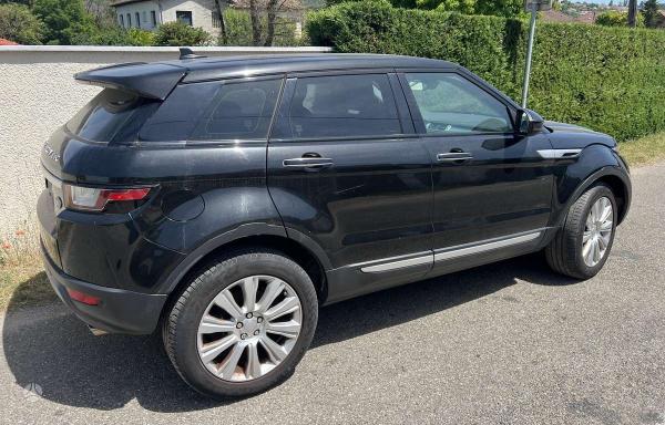 Melns Land Rover Range Rover Evoque 2017 Tauragė, ar dzinēja tilpumu 2.00 L un nobraukumu 113 tūkst. km par 7500 €, foto 4 vietnē AUTOMOTO.COM.LV