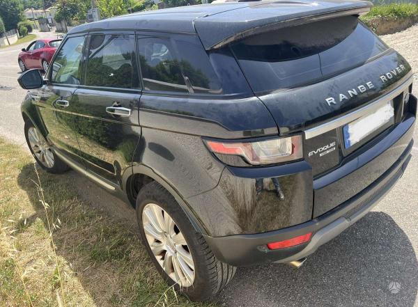 Melns Land Rover Range Rover Evoque 2017 Tauragė, ar dzinēja tilpumu 2.00 L un nobraukumu 113 tūkst. km par 7500 €, foto 6 vietnē AUTOMOTO.COM.LV