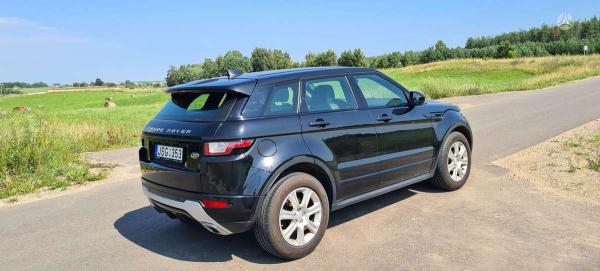 Melns Land Rover Range Rover Evoque 2017 Alīta, ar dzinēja tilpumu 2.00 L un nobraukumu 189 tūkst. km par 7500 €, foto 5 vietnē AUTOMOTO.COM.LV