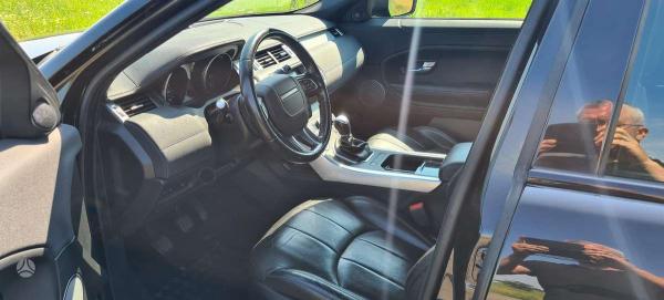 Melns Land Rover Range Rover Evoque 2017 Alīta, ar dzinēja tilpumu 2.00 L un nobraukumu 189 tūkst. km par 7500 €, foto 8 vietnē AUTOMOTO.COM.LV