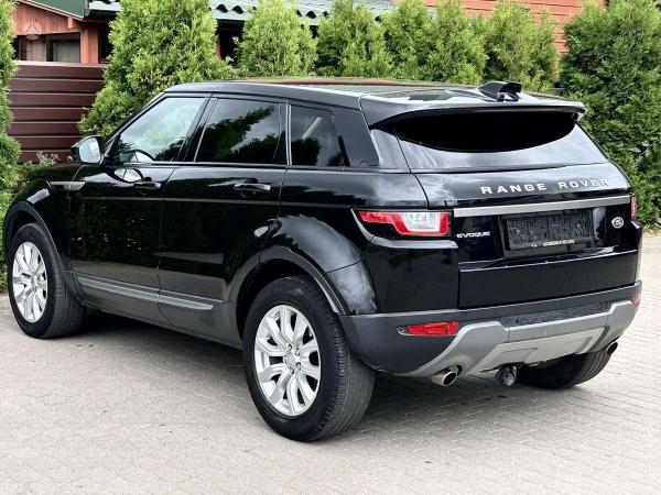 Melns Land Rover Range Rover Evoque 2017 Kretinga, ar dzinēja tilpumu 2.00 L un nobraukumu 118 tūkst. km par 9750 €, foto 9 vietnē AUTOMOTO.COM.LV