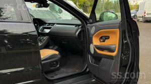 Black Land Rover Range Rover Evoque 2017 in Daugavpils, with an engine capacity of 2.00 L and mileage of 203 thousand km for 14550 €, photo 27 on AUTOMOTO.COM.LV