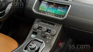 Black Land Rover Range Rover Evoque 2017 in Daugavpils, with an engine capacity of 2.00 L and mileage of 203 thousand km for 14550 €, photo 32 on AUTOMOTO.COM.LV