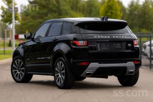 Melns Land Rover Range Rover Evoque 2017 Jelgava, ar dzinēja tilpumu 2.00 L un nobraukumu 0 tūkst. km par 11700 €, foto 7 vietnē AUTOMOTO.COM.LV
