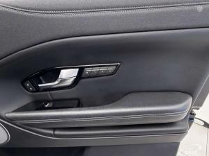 Melns Land Rover Range Rover Evoque 2017 Viļņa, ar dzinēja tilpumu 2.00 L un nobraukumu 171 tūkst. km par 11500 €, foto 12 vietnē AUTOMOTO.COM.LV